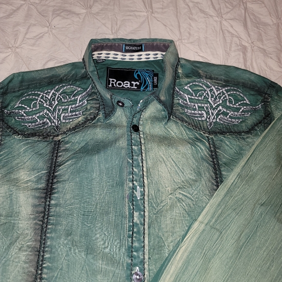 Roar | Shirts | Roar Signature Embroidered Cotton Shirt | Poshmark